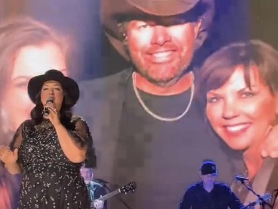 Toby Keith’s Daughter, Krystal Keith, Pays Tribute To Her Father With ...