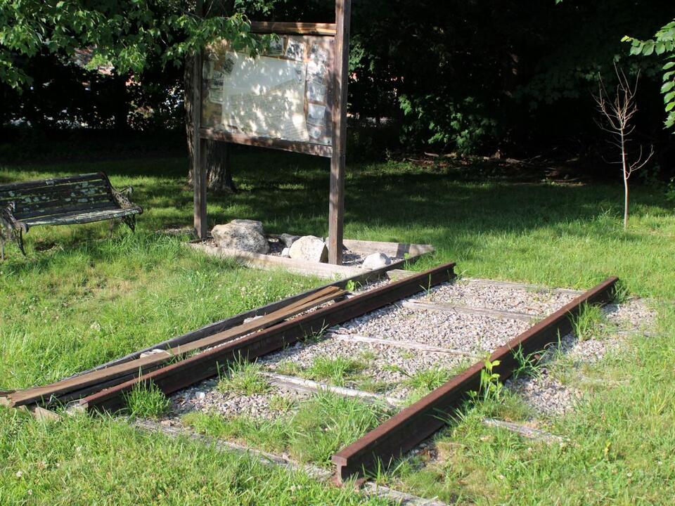 Work continues on turning old trolley path into multi-use path