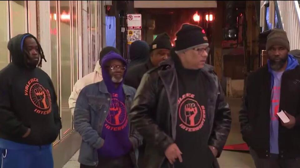 'Violence Interrupters' ride CTA trains after recent violent incidents ...