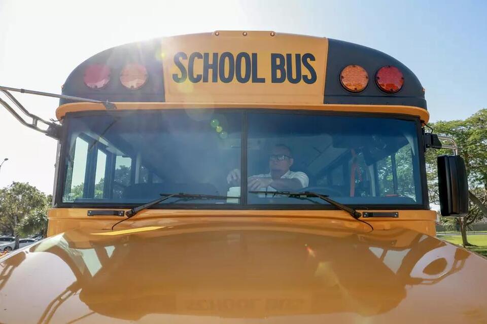 Vicious Fight on Louisiana School Bus Caught on Camera - NewsBreak
