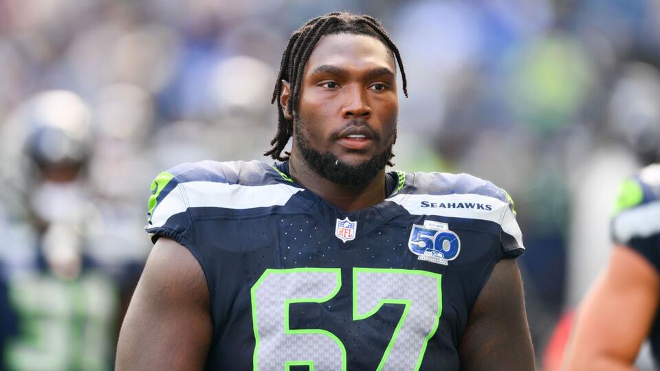 Source: Seahawks, LT Charles Cross reach $104.4M extension - NewsBreak