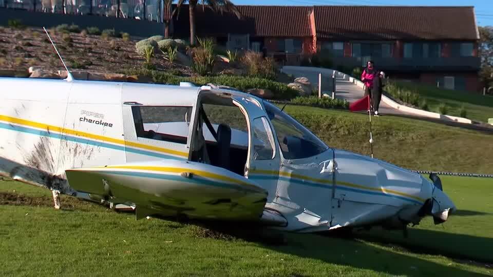 Plane makes emergency crash landing on Sydney golf course - NewsBreak