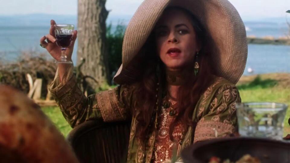 Practical Magic (1998) ending explained: How does Sally ward off Jimmy ...
