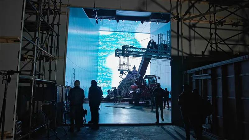Behind-the-Scenes of Gore Verbinski's 'Good Luck, Have Fun, Don't Die ...