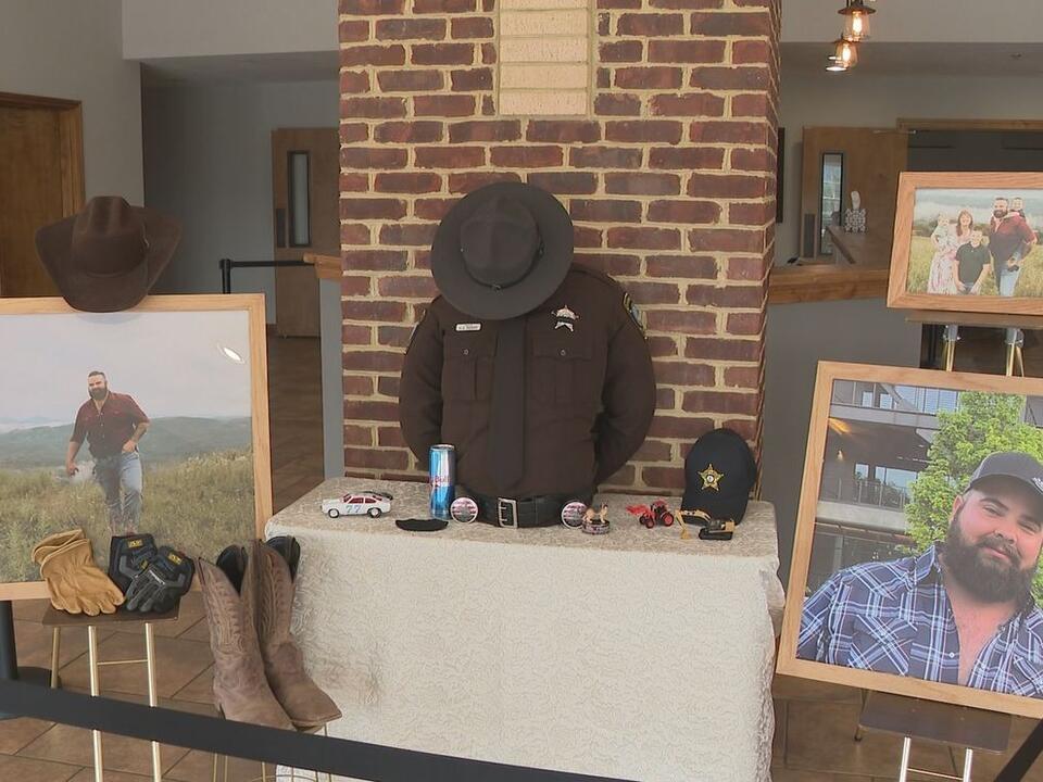 Community honors the life of Deputy Hunter Reedy at visitation