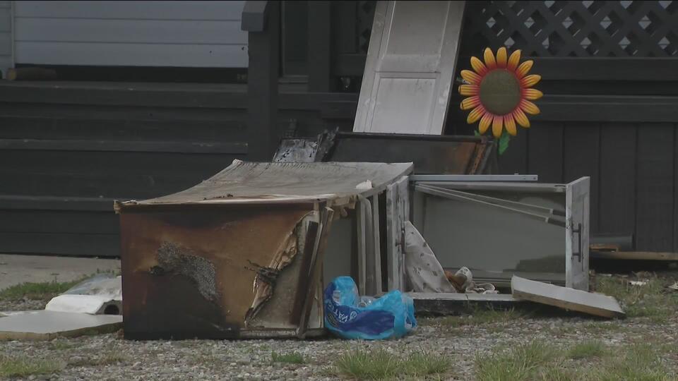 Town rallies around Baxter couple after house fire claims lives of pets ...