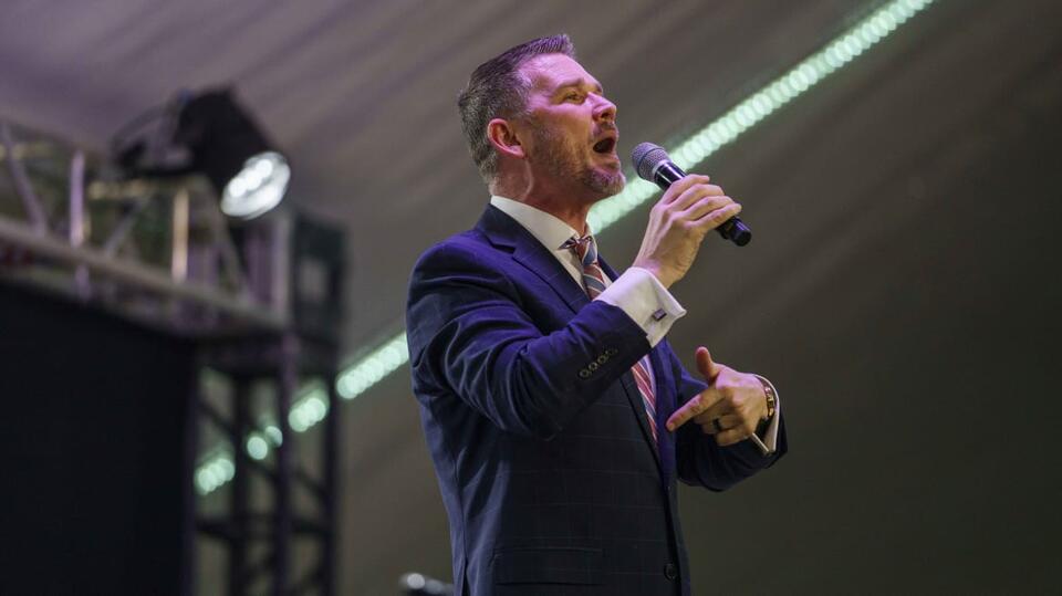 MAGA Pastor Says ‘200 Bibles’ Set Ablaze Outside His Church on Easter ...