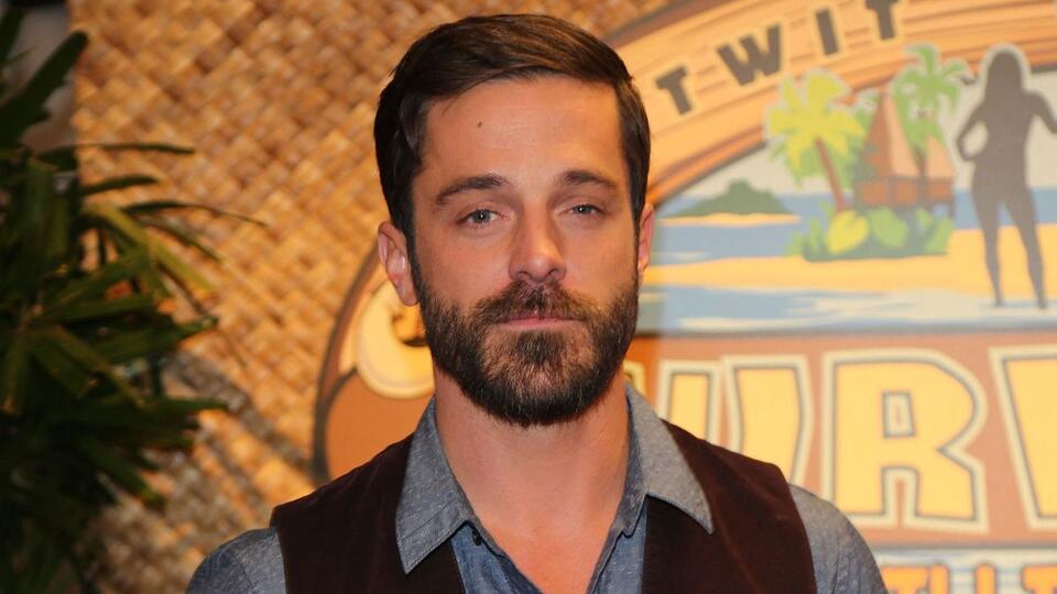 ‘Survivor’ star details gruesome cancer battle - NewsBreak