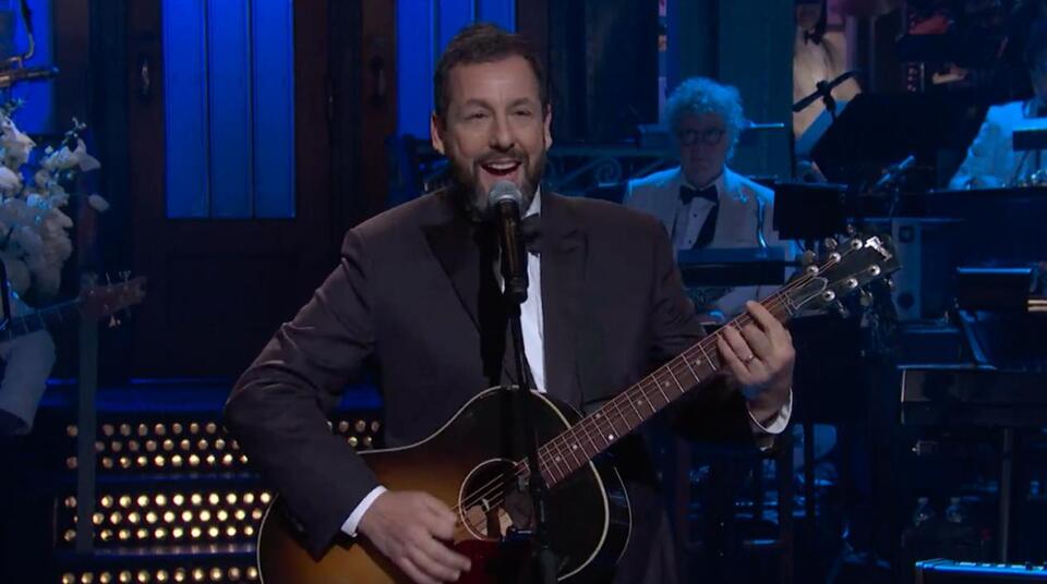 Adam Sandler’s Pitch Perfect SNL 50 Song Gets a Standing Ovation From ...