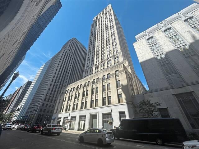 Police investigate reported climb of Gulf Tower in Downtown Pittsburgh ...