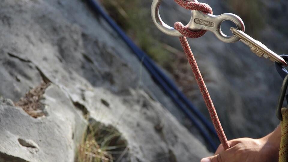 Three dead after North Cascades climbing accident - NewsBreak