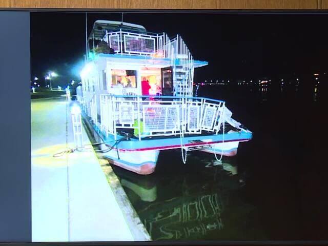 Fox River Boat Crash Trial: Paddle wheel boat captain testifies