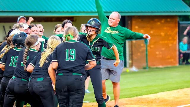 Walk-off homer by Lannah Price lifts (5) South Johnston softball by (12 ...