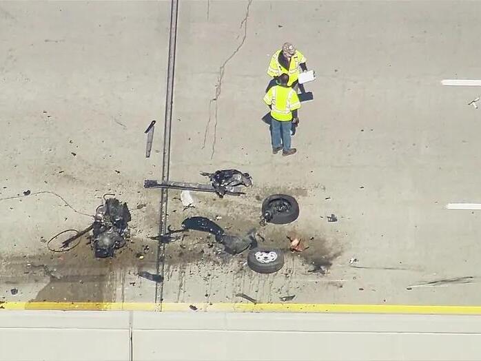 Pair of crashes leads to massive I-75 traffic jam in Detroit