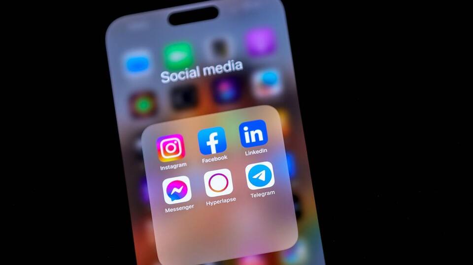 Insight Global Text Scam: What to Know About High Paying Job Message ...