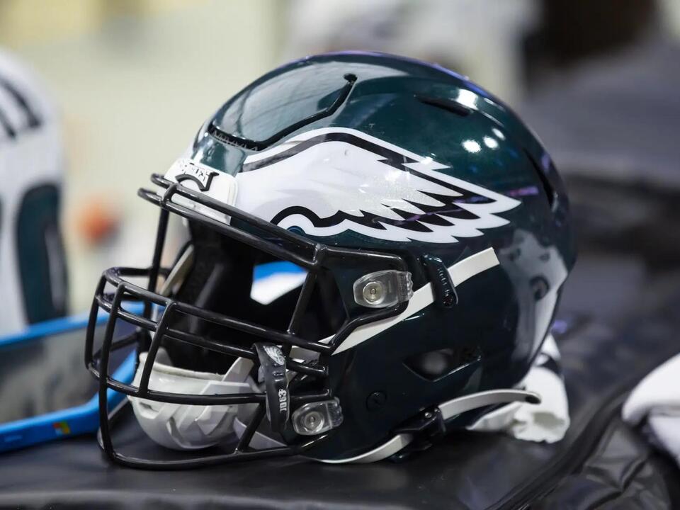 Philadelphia Eagles Trade For Intriguing Tight End In Trade Proposal