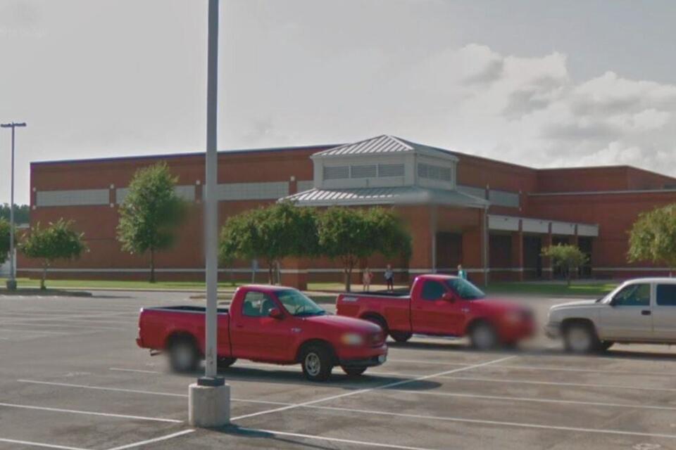 Whitehouse Parents Sound Alarm Over School Traffic Safety - NewsBreak