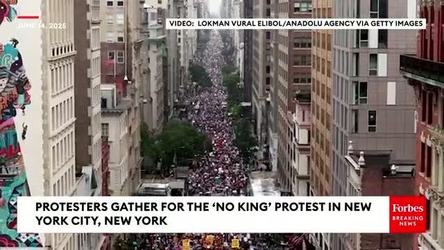 MUST WATCH: Thousands Of Anti-Trump Protesters Crowd The Streets Of NYC ...