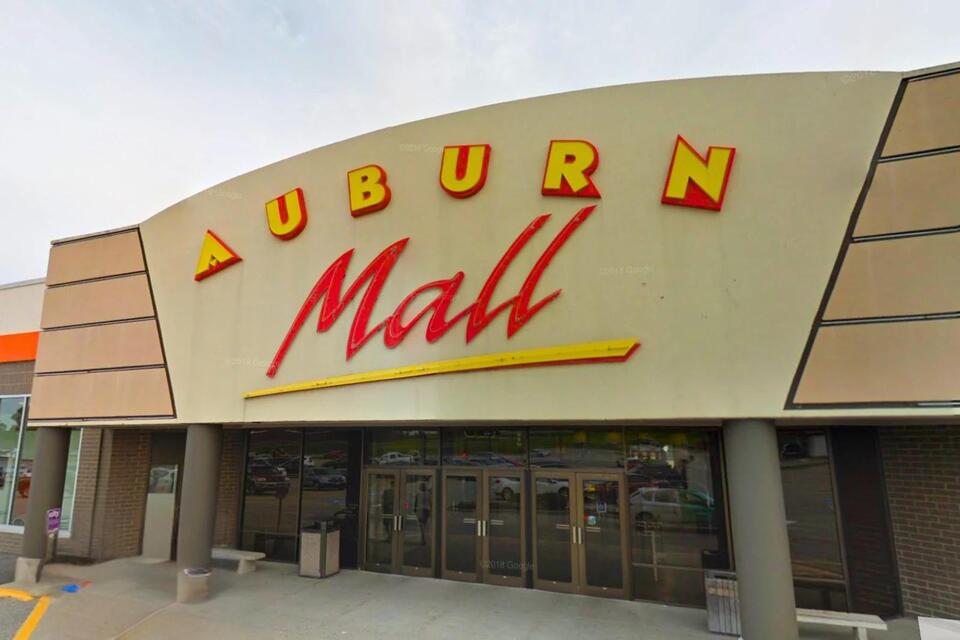 Here Is a List of the Original 50 Auburn Mall Stores in Maine - NewsBreak