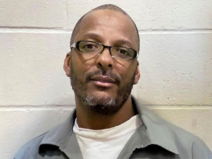 Woman speaks out as her husband who has been 'falsely imprisoned for 30 years' may soon be free