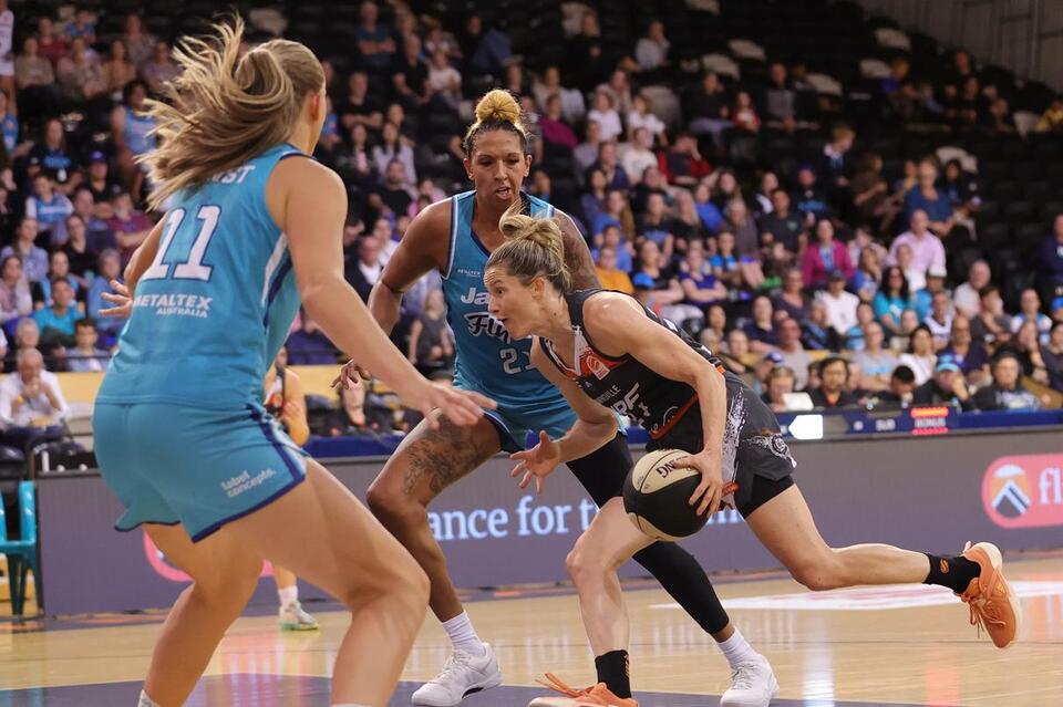 The Seattle Storm’s Sami Whitcomb and Mercedes Russell lead their WNBL ...