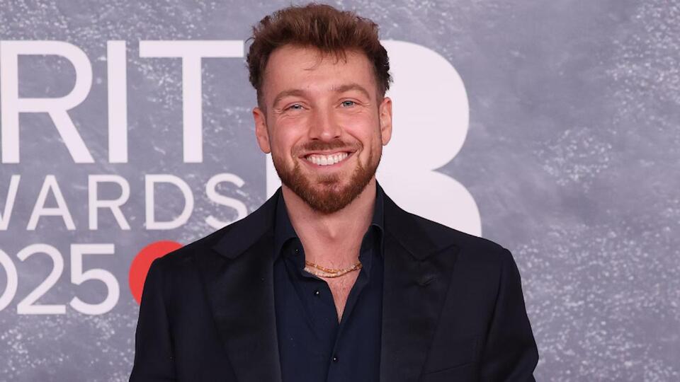 Sam Thompson Spills on New Romance with Model Talitha Balinska - NewsBreak