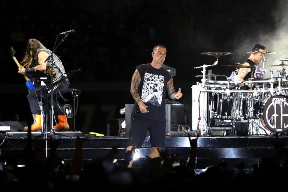 What's inside Metallica's 'Load' remastered box set? Tracklist and more ...