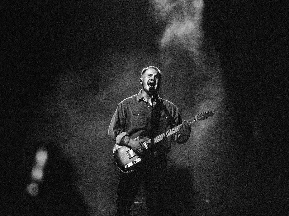 Zach Bryan Confirms New Album ‘The Great American Bar Scene’ Is Coming ...