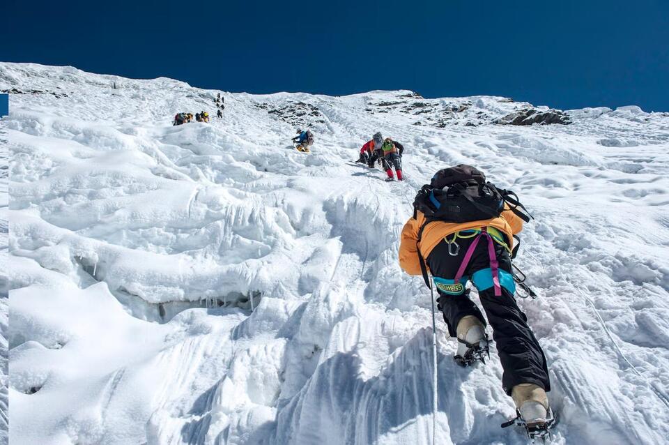 Could you climb Everest in a week? Briton attempts ‘fastest ever ...