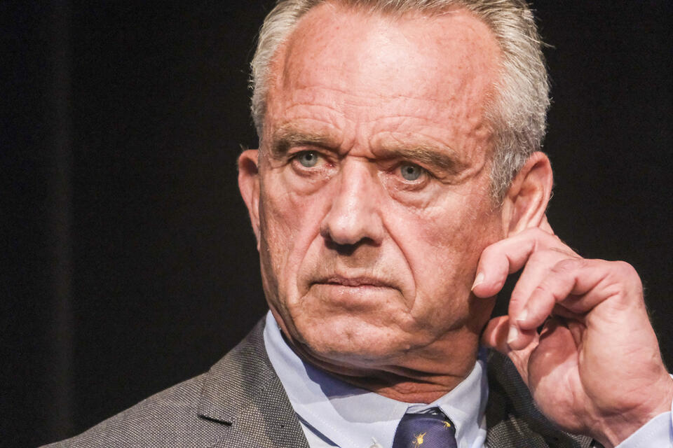 RFK Jr. Claims a Worm Ate Part of His Brain and Then Died - NewsBreak