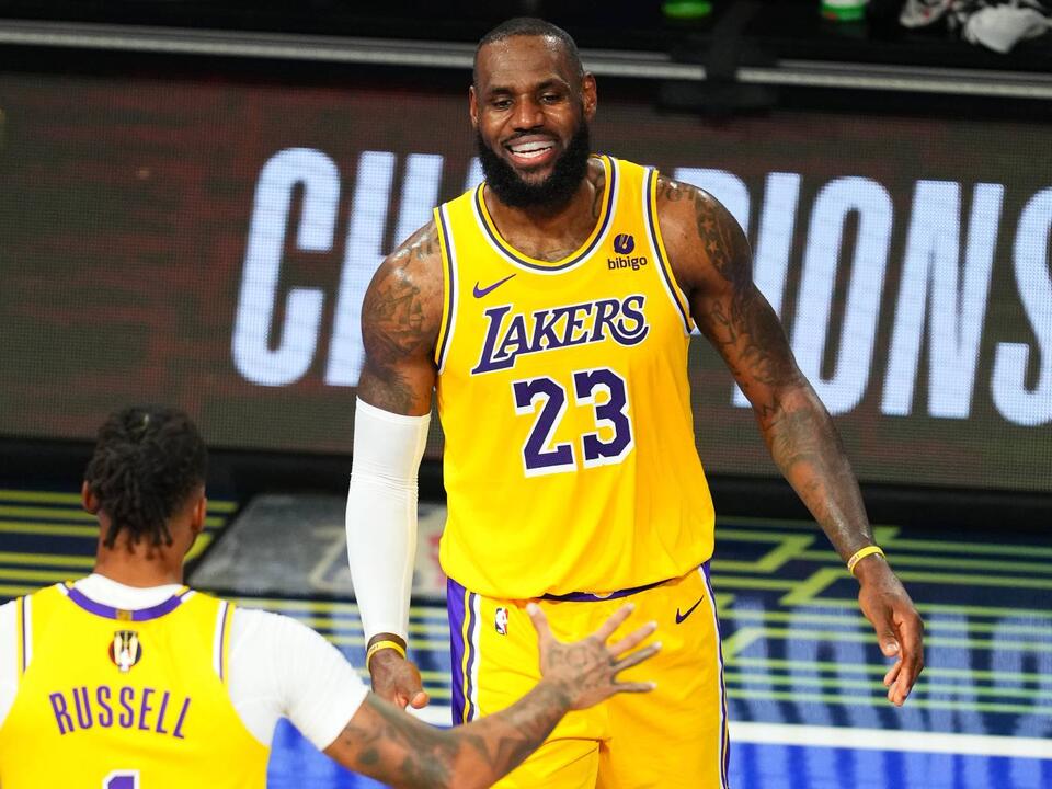 Lakers starting lineup changes: Why LeBron James switched to point ...