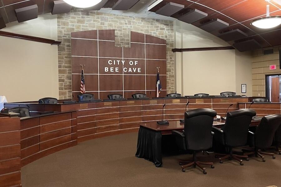 Bee Cave City Council member Courtney Hohl resigns - NewsBreak