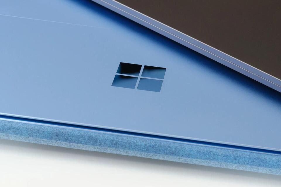 Microsoft teases new Surface hardware and ‘a new era of PC’ - NewsBreak
