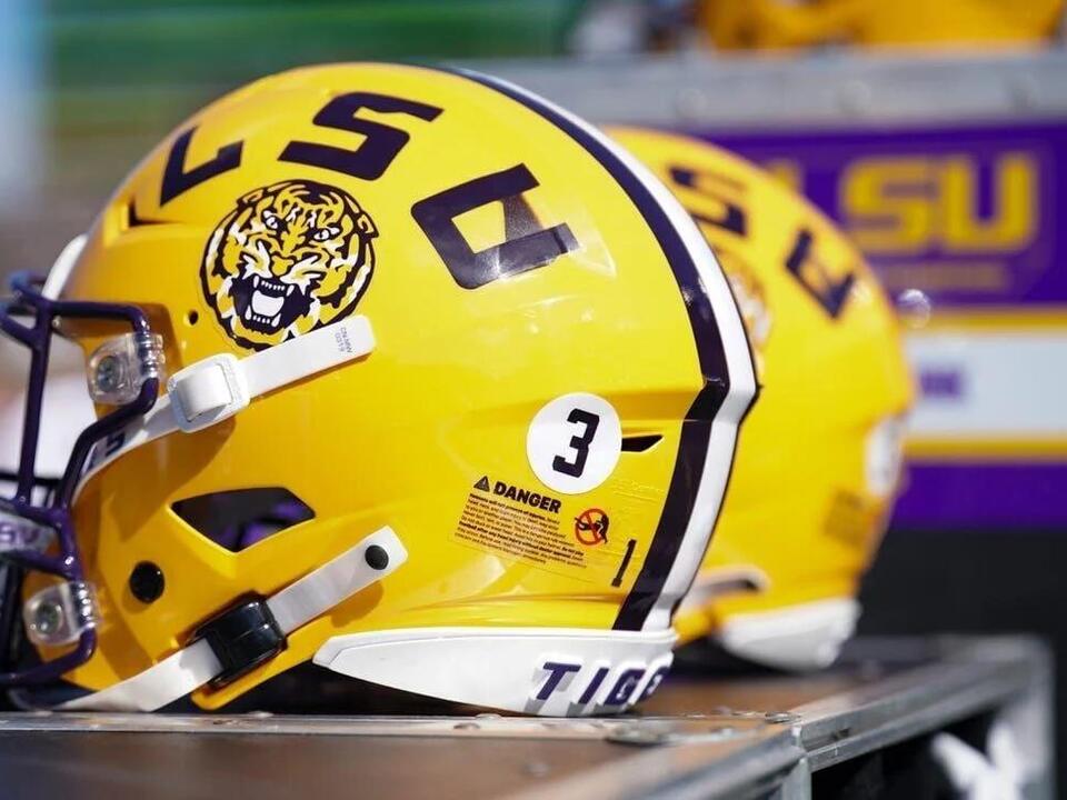 LSU lands 5-star WR Derek Meadows