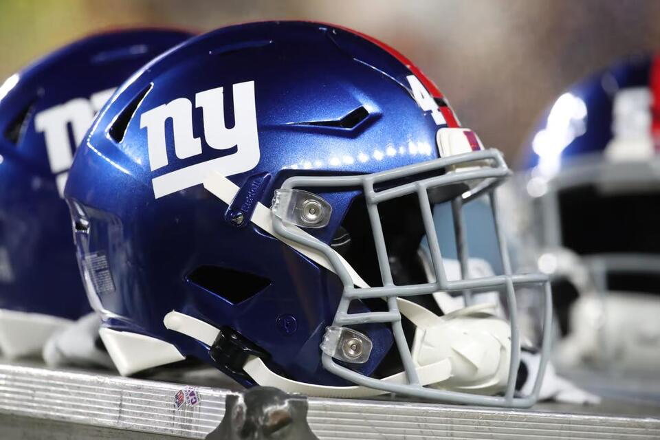 New report may open door to New York Giants signing perfect veteran to ...