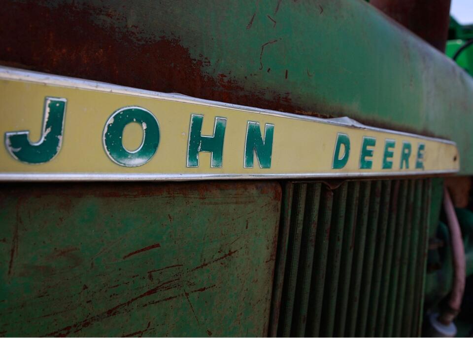 John Deere Announces Over 140 Layoffs At Iowa Locations - NewsBreak
