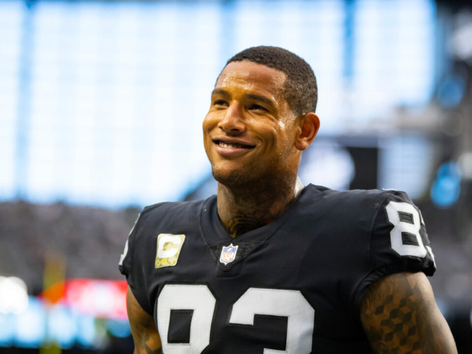 NFL Fans Torn On Darren Waller's Video Response To Retirement Saga