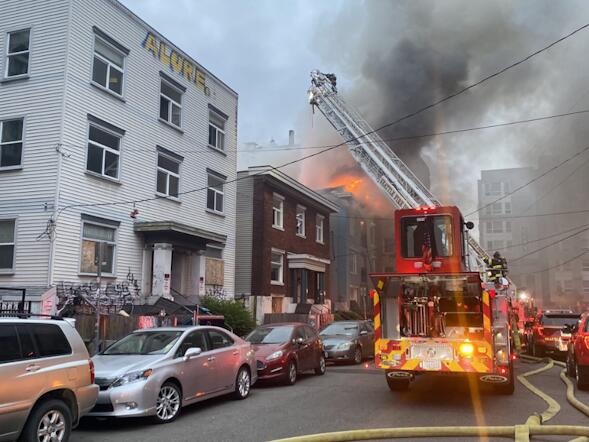 Early Morning Blaze Engulfs Vacant Building in Seattle's First Hill ...