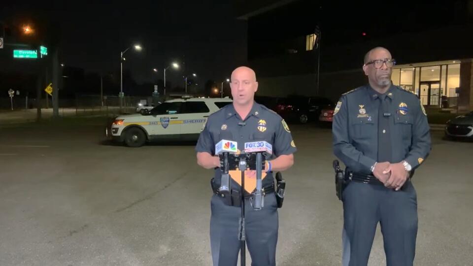 Police Kill Man Threatening Family With Butter Knife Newsbreak