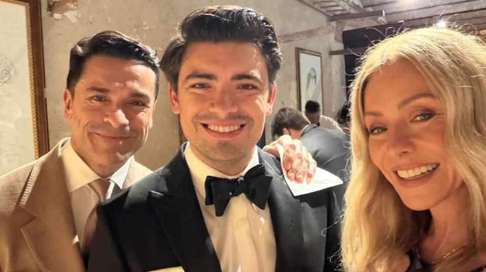 ‘Live’: Kelly Ripa & Mark Consuelos Share Son Michael’s Birth Story ...