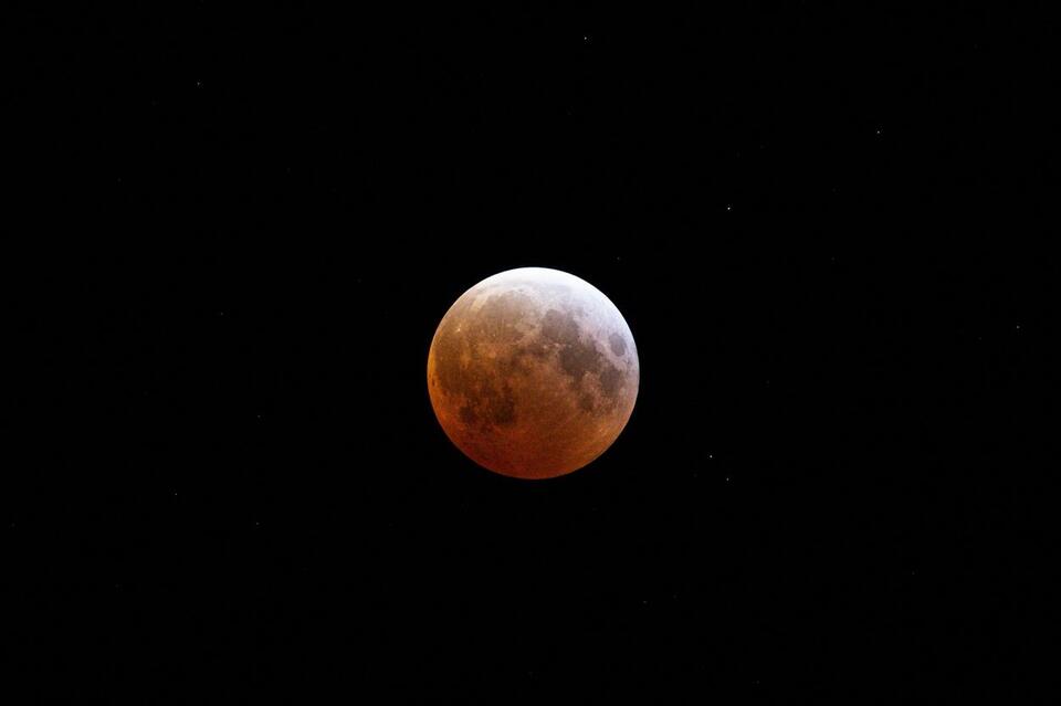 Lunar Eclipse Visible in Michigan - NewsBreak