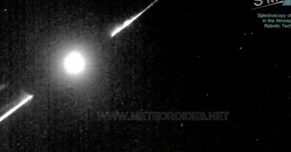 Bright fireball lights up night sky over Spain, meteorites likely in ...
