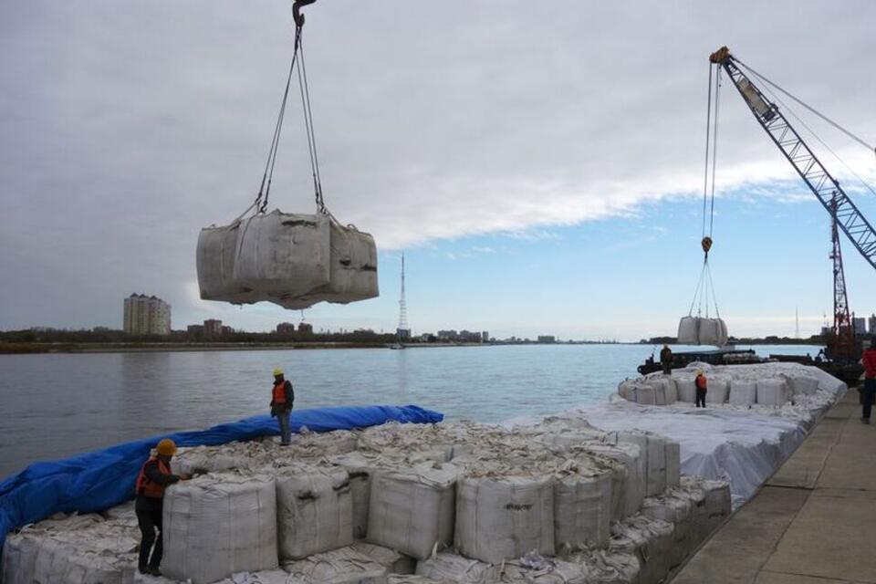 China-Russia 2024 Trade Value Hits Record High - Chinese Customs ...