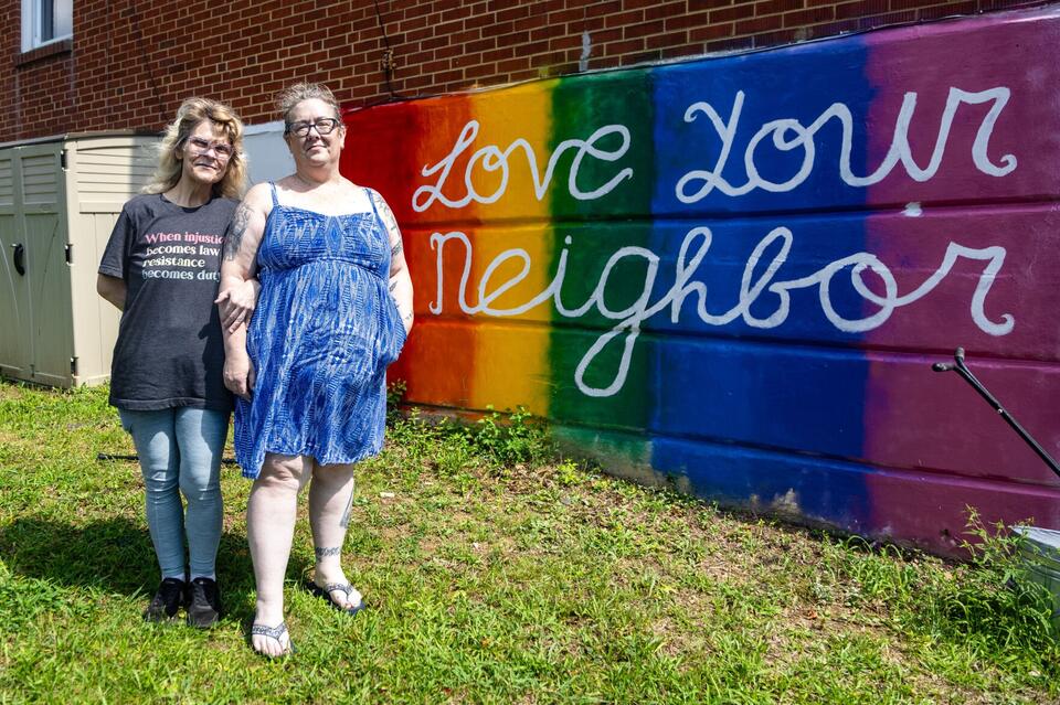 Newark couple paints mural on side of house to promote love, acceptance ...