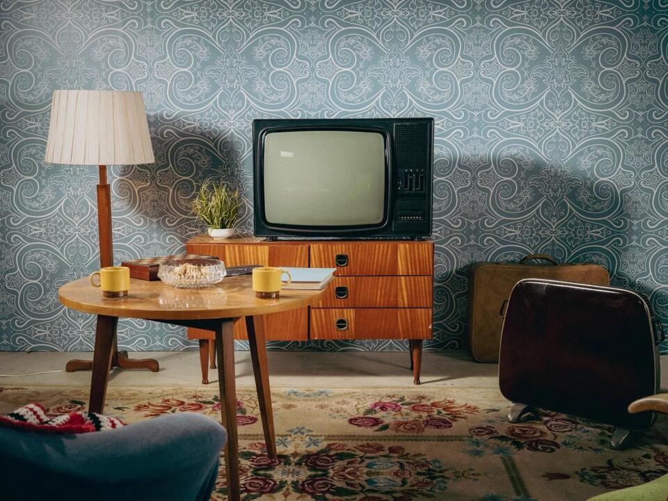 Why Young People Are Adopting the "Grandma Core" Home Aesthetic