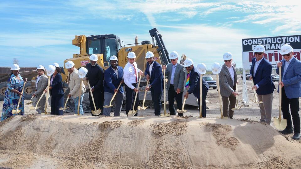 Gary Celebrates Groundbreaking for $60 Million FedEx Distribution ...