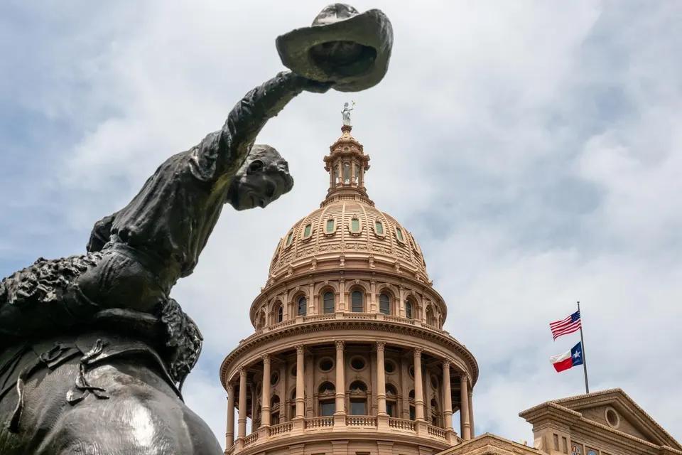 Arrest Warrants Issued For Texas Democrats Who Fled State Over Controversial Redistricting Vote ...