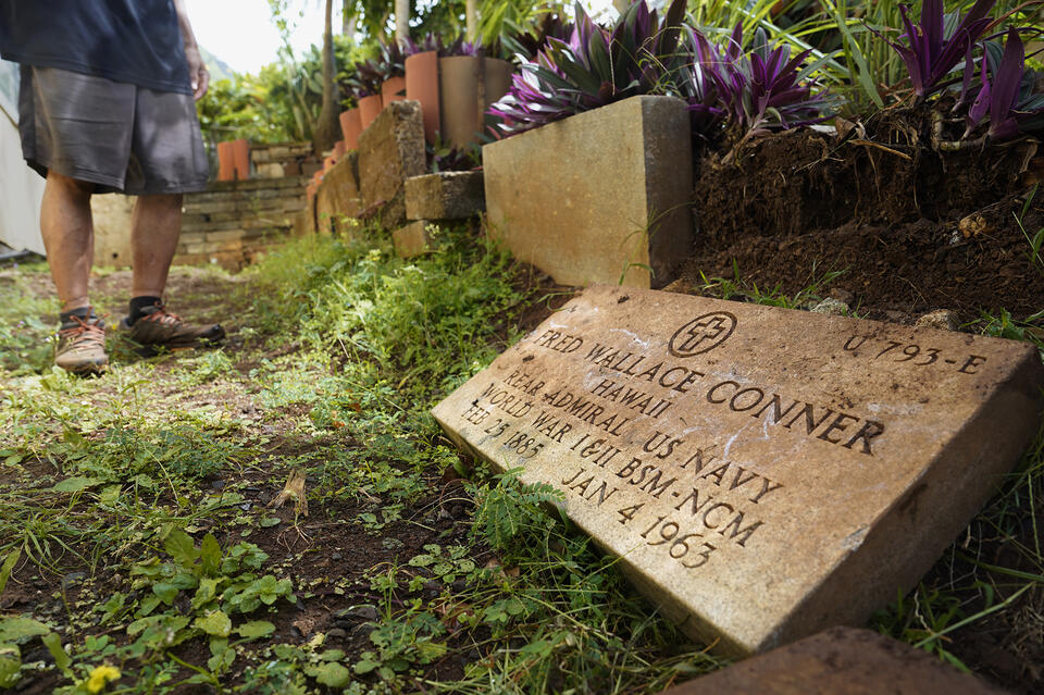 How Did A Bunch Of Grave Markers From Punchbowl End Up At A House In ...