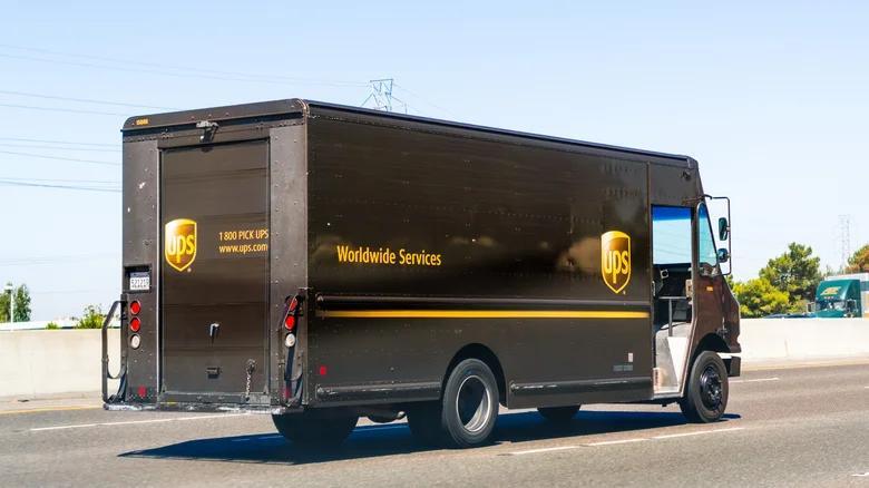 Borrow This Safety Technique From UPS Drivers When You're Flustered By ...