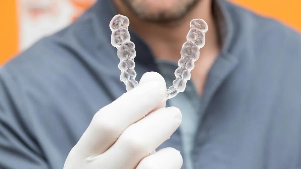 How Long Does Invisalign Take? Experts Compare Its Timeline to Braces - NewsBreak
